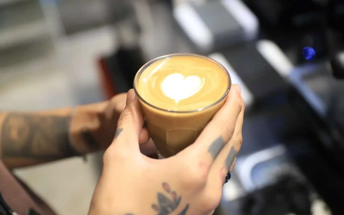 Ngopi Sembari Santai di SA TUANG Coffee – Satelit News