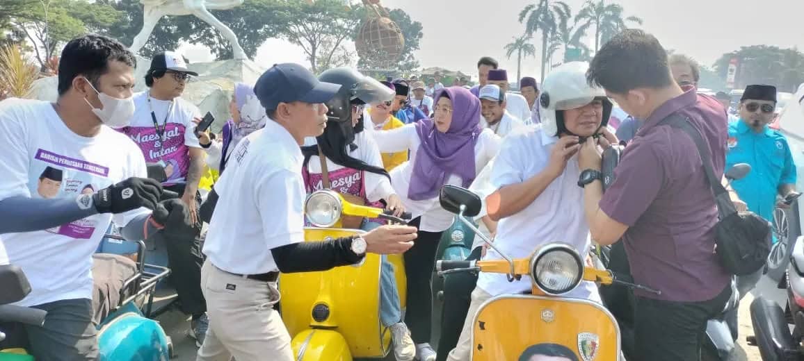 Disemarakkan Arak-arakan, Mad Romli-Irvansyah dan Maesal-Intan Resmi ...