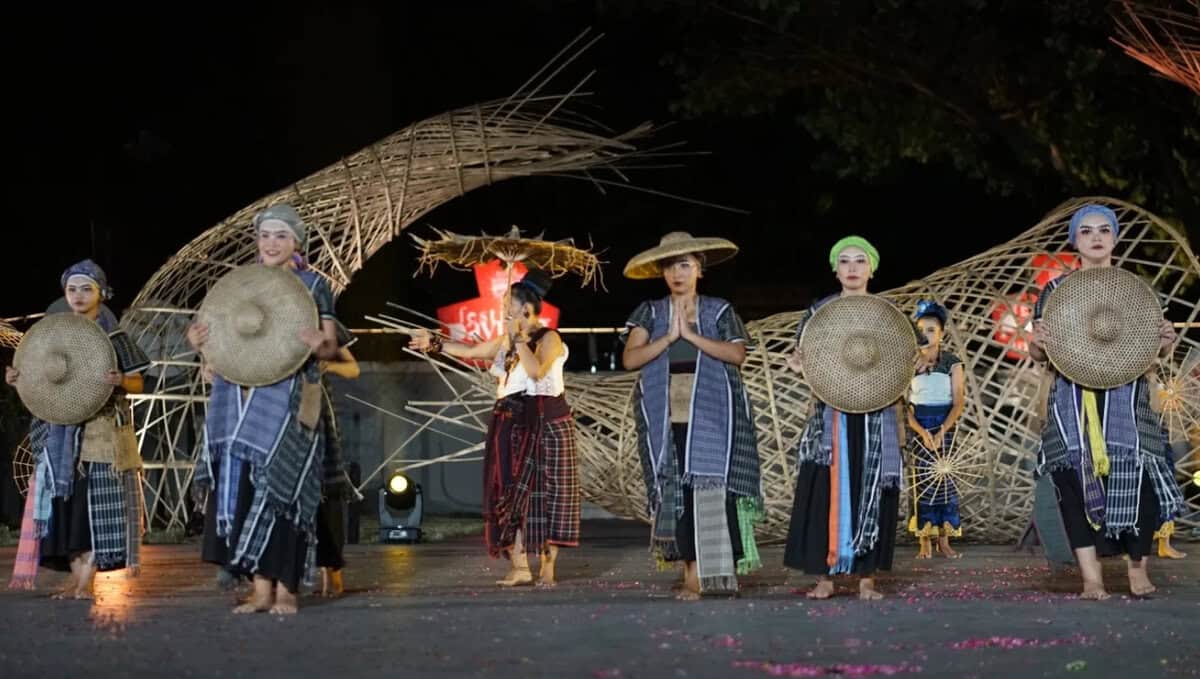 Kenalkan Budaya Baduy, Sanggita Kencana Budaya Tampilkan Tarian Kembang ...