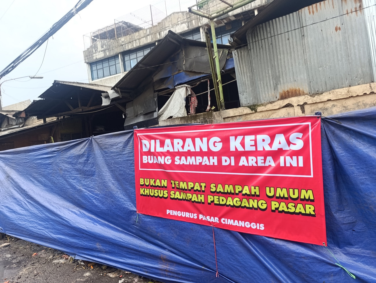 Pasar Ciputat Kembali Bersih, Titik Pembuangan Sampah Dijaga Ketat Petugas